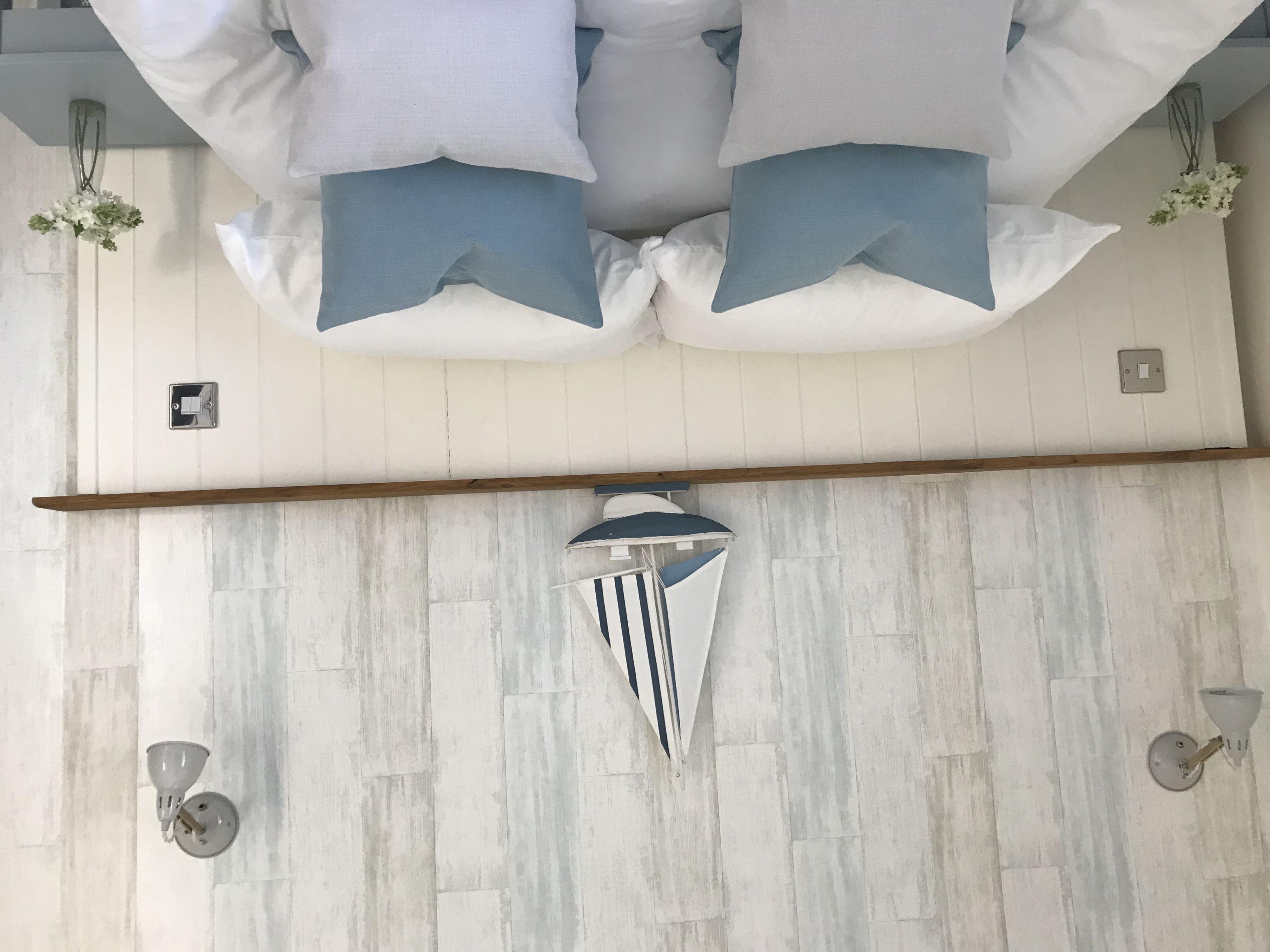 The Estuary (Bar with Rooms)