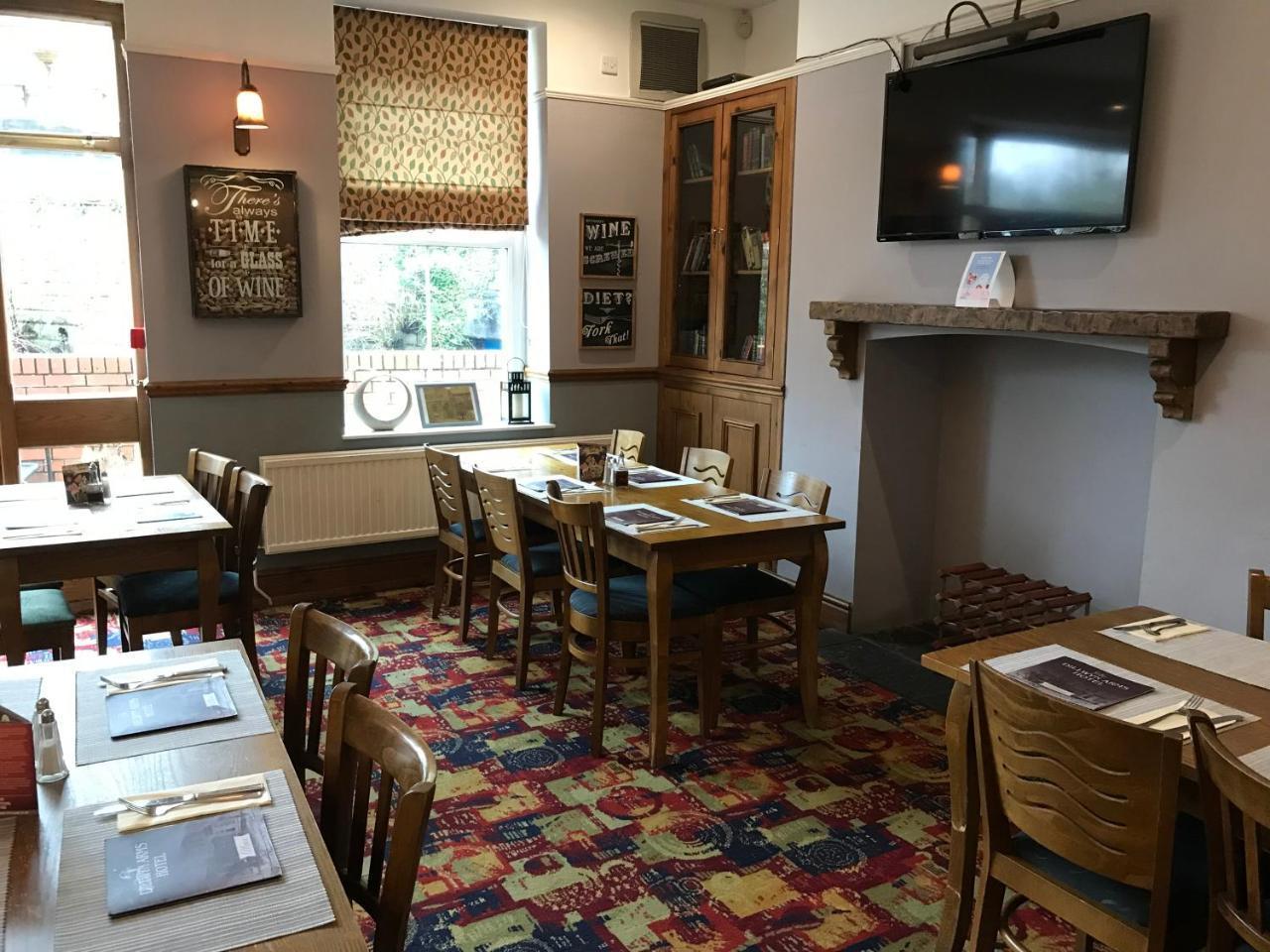 The Dillwyn Arms | Top 100 Attractions