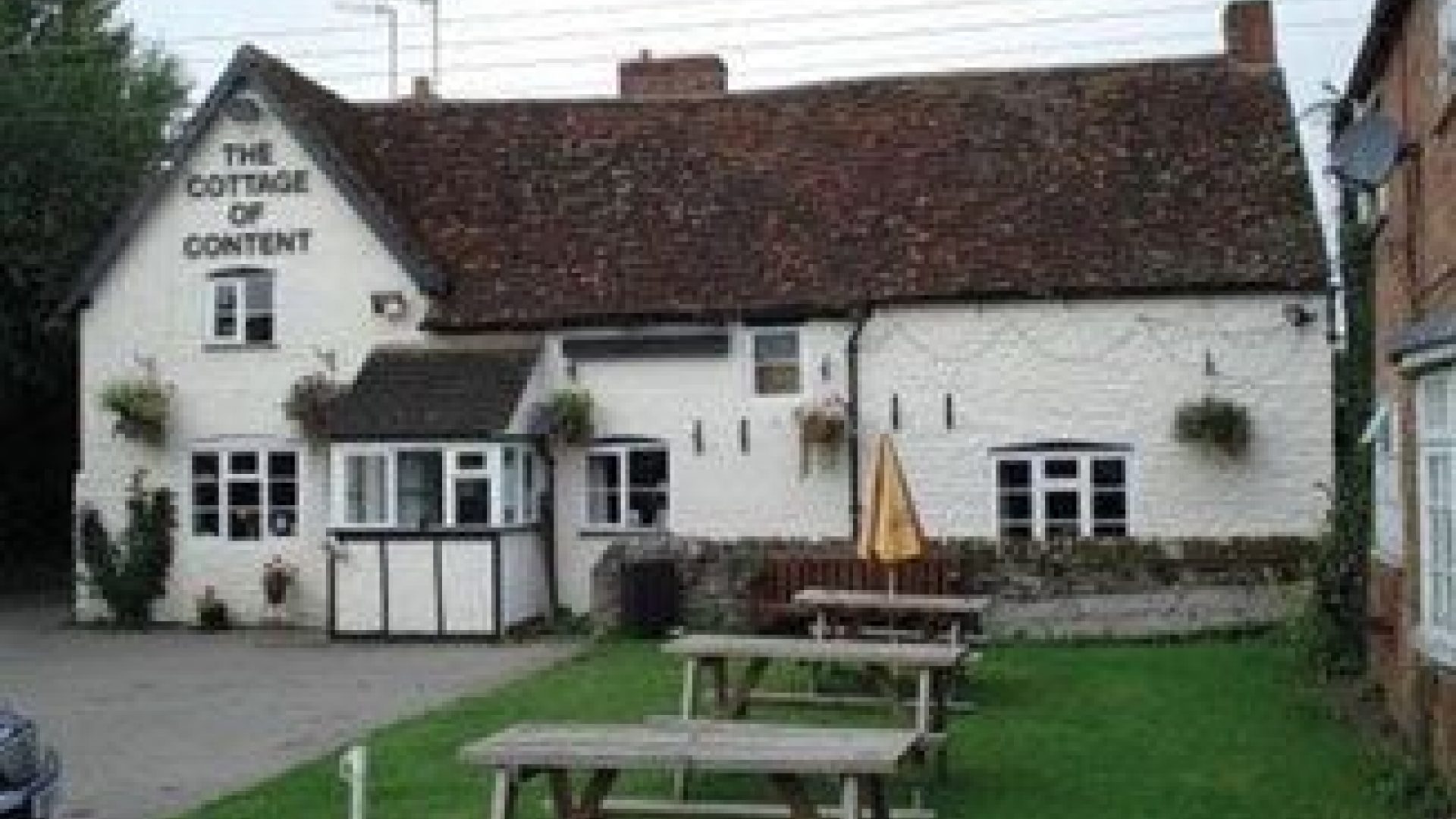 The Cottage of Content Country Pub | Top 100